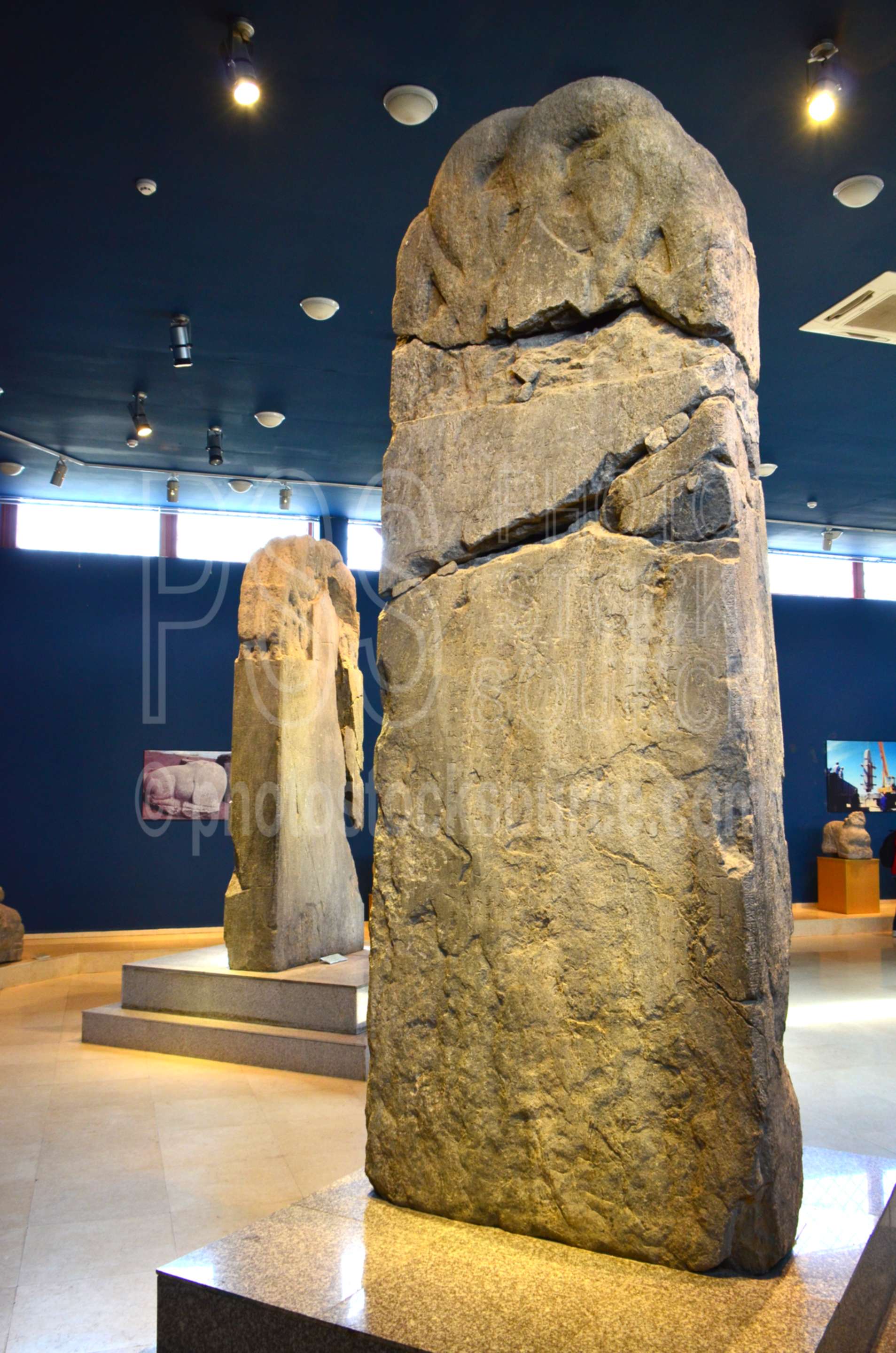 Stele Gallery