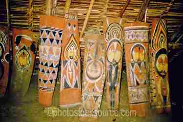 Papua New Guinea Artifacts Gallery