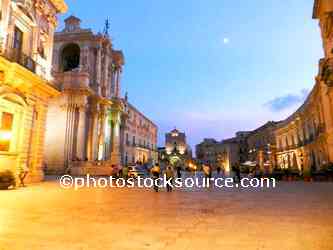 Syracuse At Night Gallery